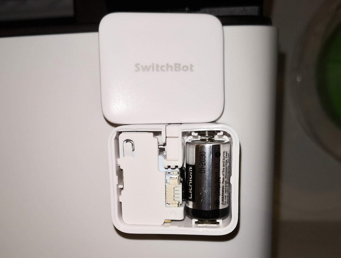 SwitchBot Bot Review - Dad on Tech